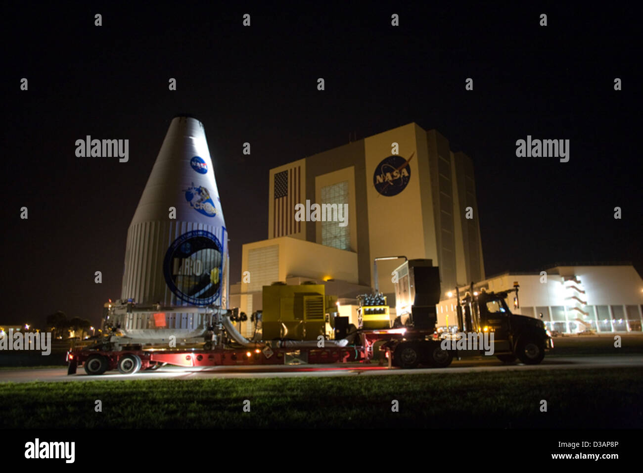 Night View of LRO/LCROSS at Kennedy Space Center (NASA, Moon, 6/17/09 ...