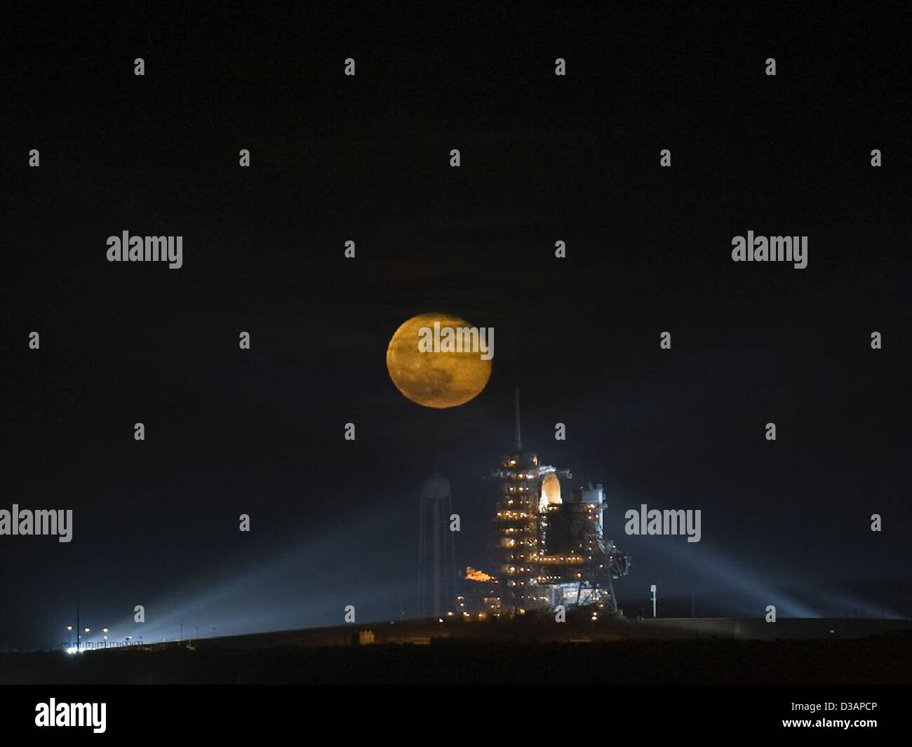 Moon over space shuttle endeavor nasa hi-res stock photography and ...