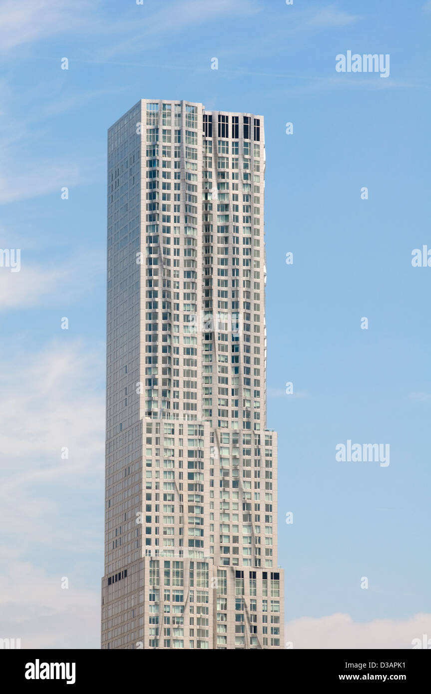 Frank gehry 8 spruce street hi-res stock photography and images - Alamy