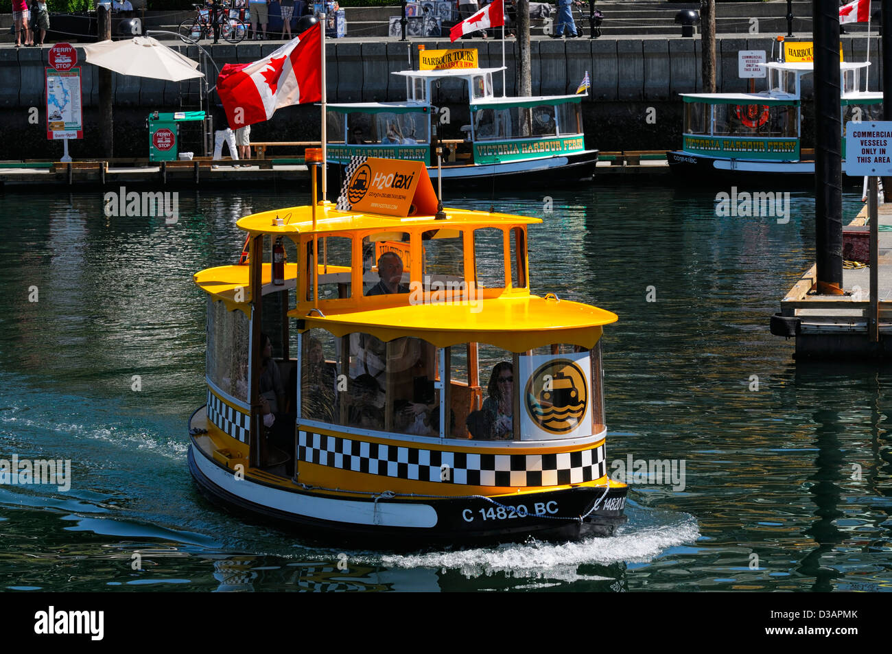 Victoria harbour water taxi ferry hi-res stock photography and images ...