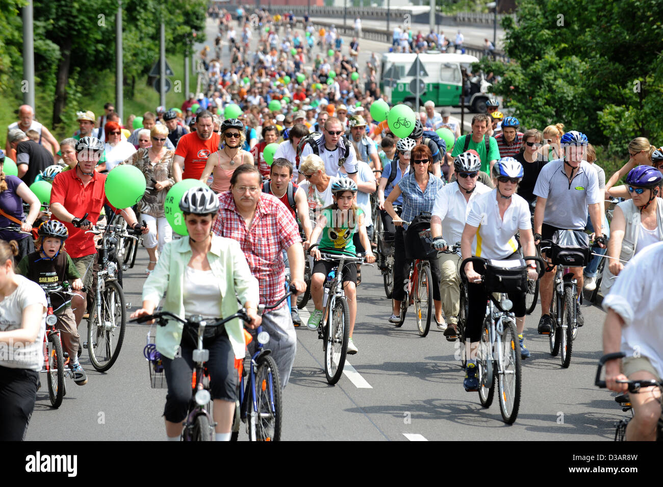 Berlin, Germany, cyclists on the Berlin Suedring, Rally 2010 Stock ...
