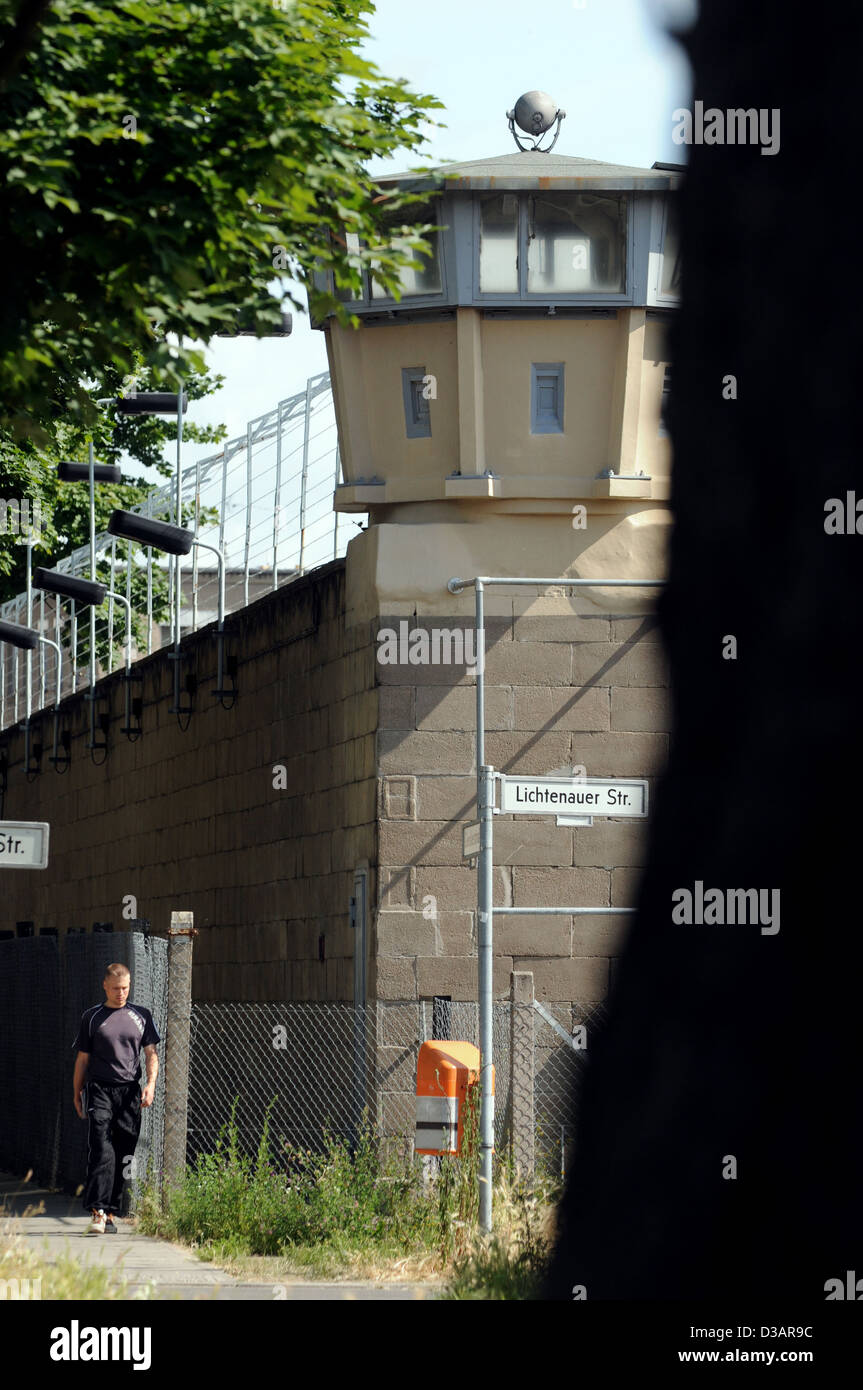 Berlin, Germany, the Watchtower Memorial Berlin-Hohenschoenhausen Stock ...
