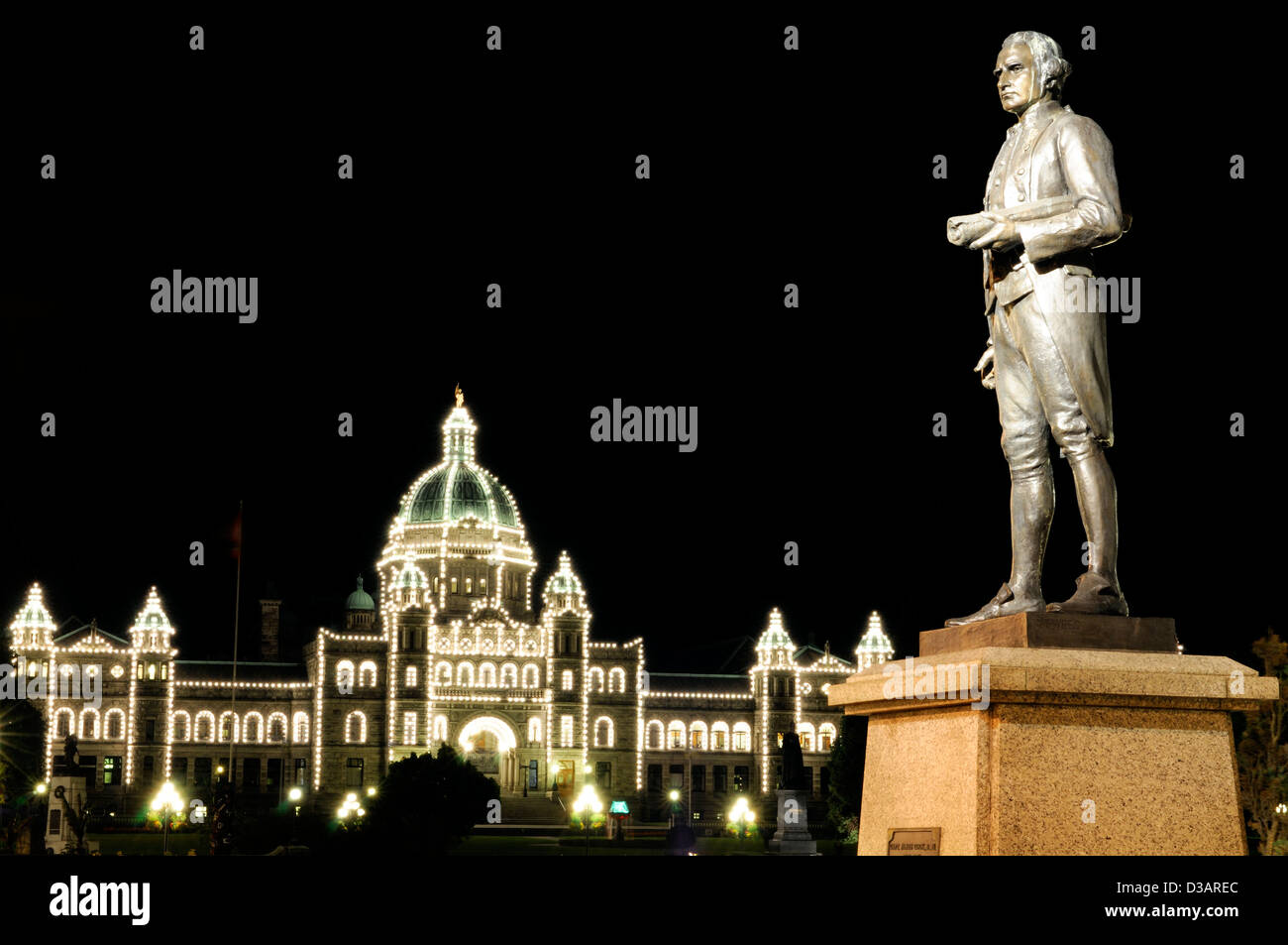 Vancouver island victoria statue hi-res stock photography and images ...