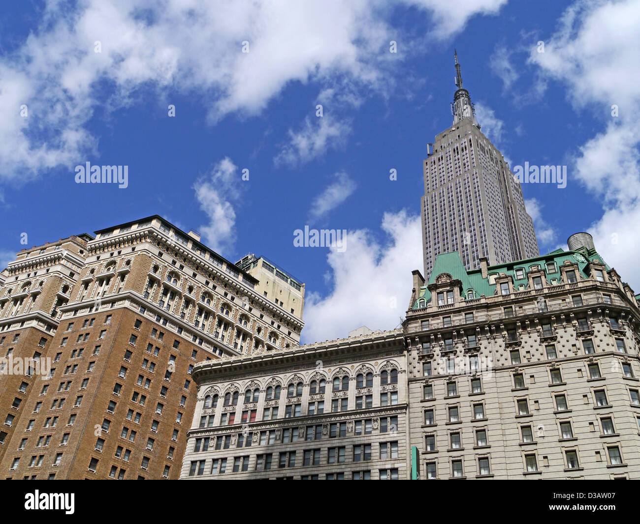 New york skyline empire state building hi-res stock photography and ...