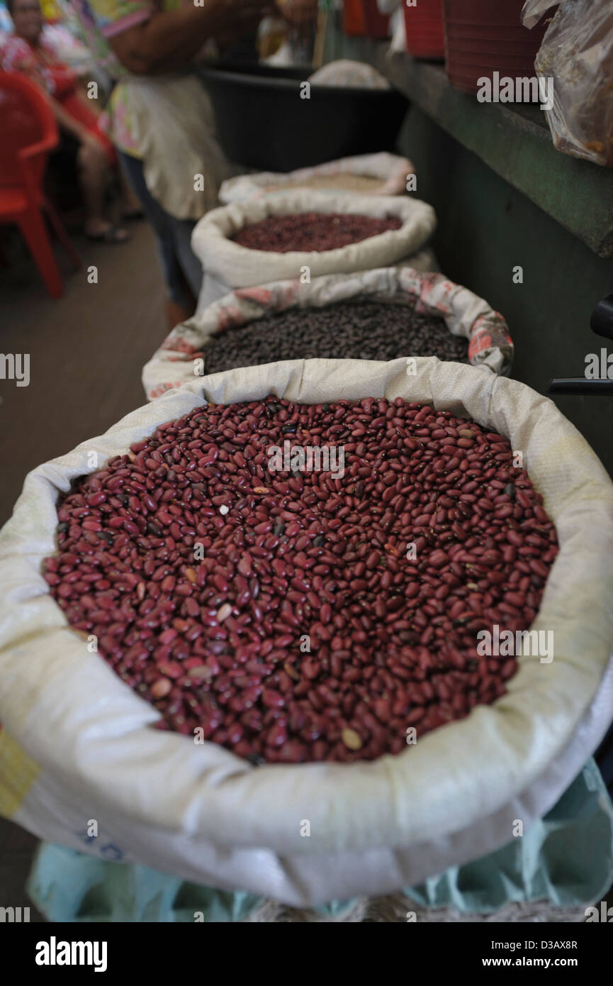 Sacks of dried beans at market Stock Photo - Alamy