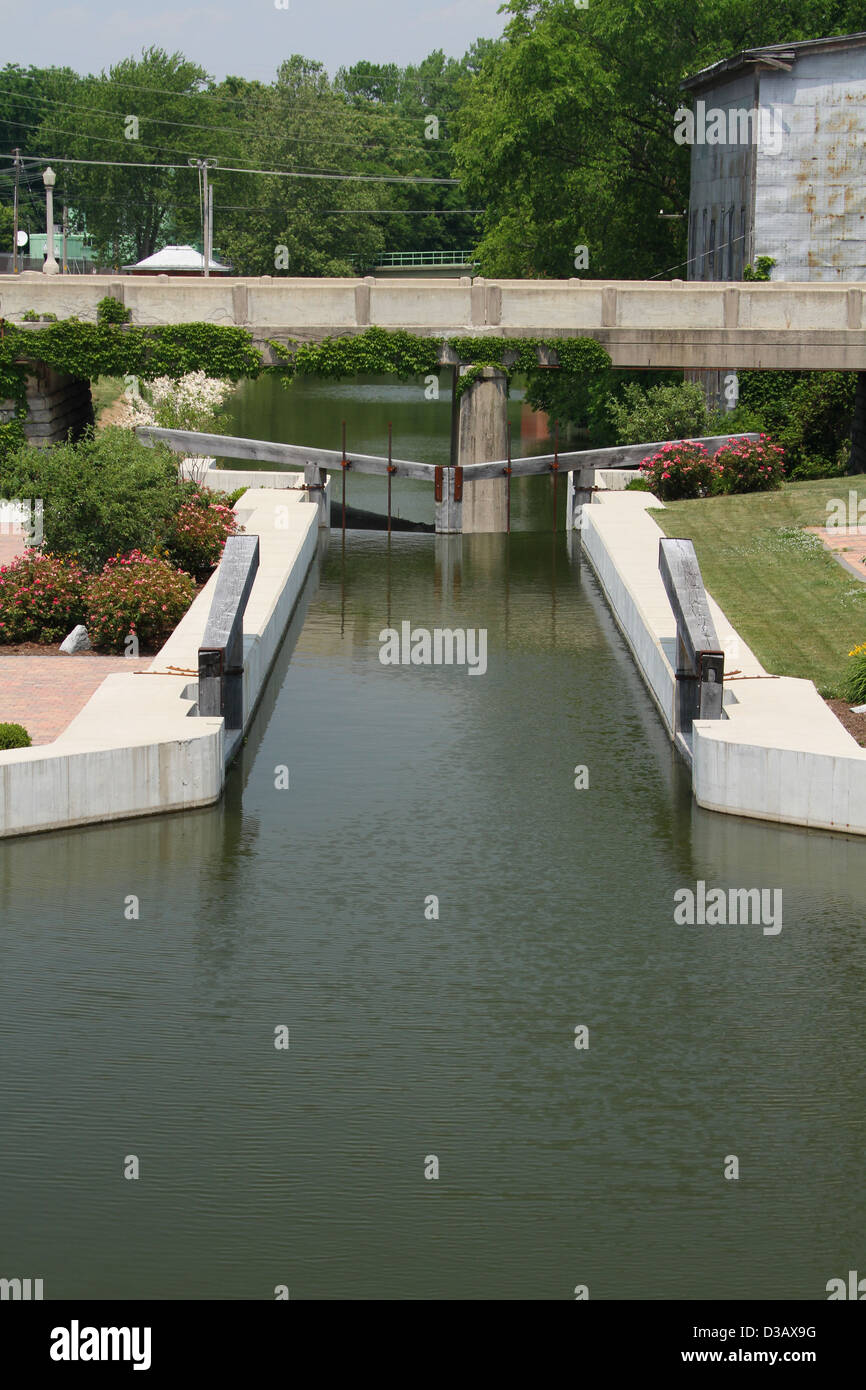 Miami Erie Canal High Resolution Stock Photography and Images - Alamy
