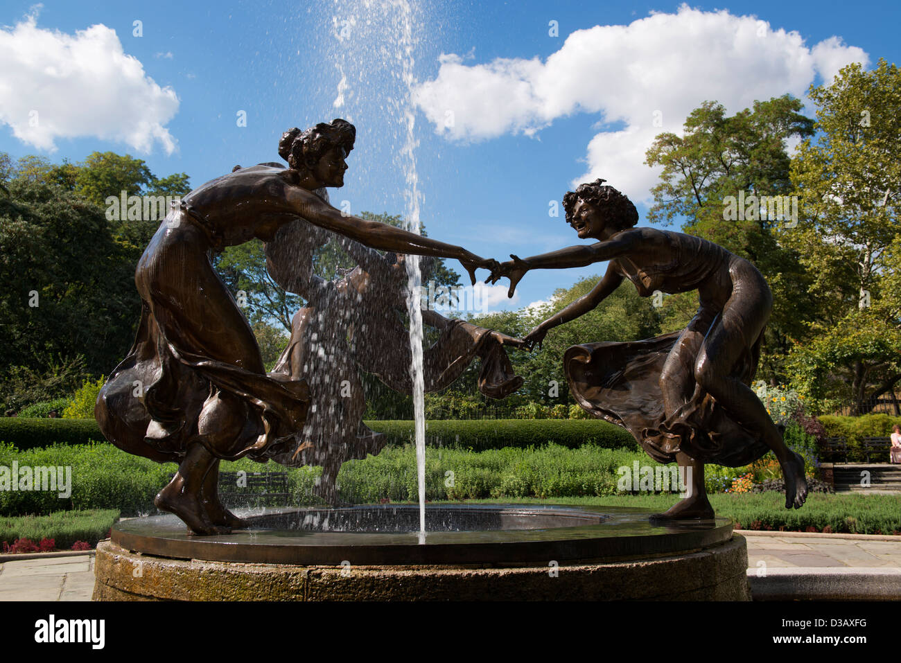 Untermyer fountain hi-res stock photography and images - Alamy