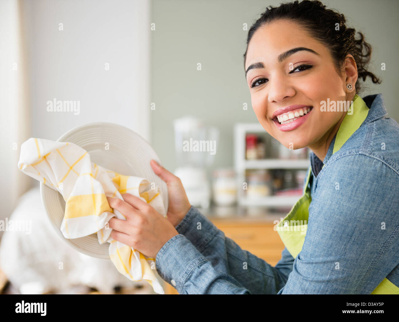 Wiping plate hi-res stock photography and images - Alamy