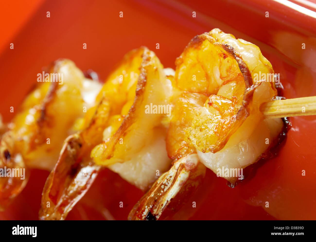 Jumbo asian shrimp hi-res stock photography and images - Alamy