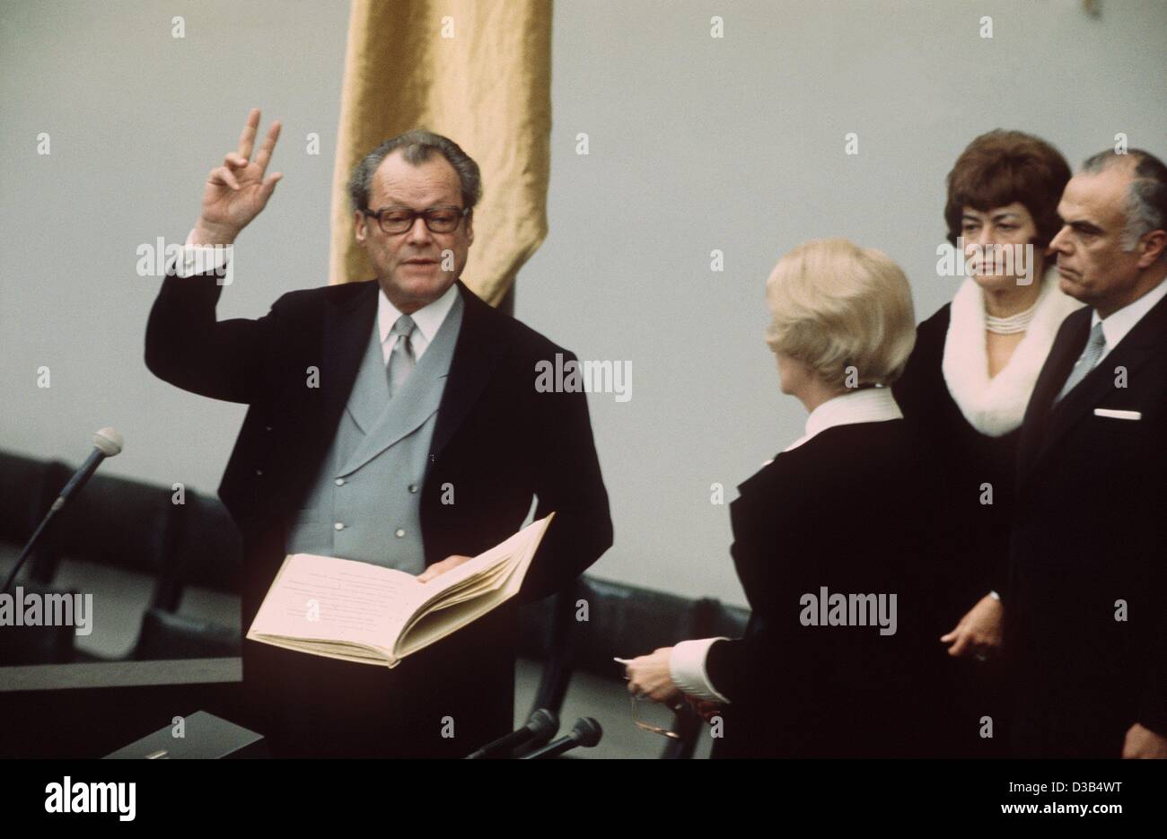 (dpa files) - Willy Brand, reelected German chancellor, takes the oath ...