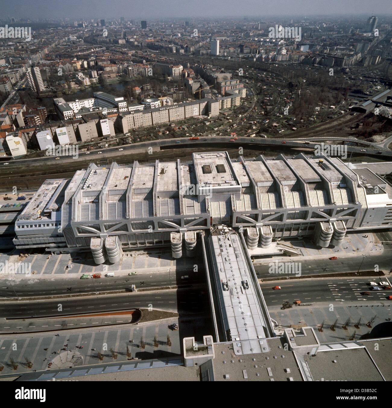 (dpa files) - An aerial view of the new International Congress Centre ...