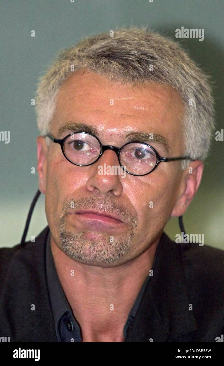 (dpa) - Belgian born art historian Chris Dercon will be the new director of the House of Art ...