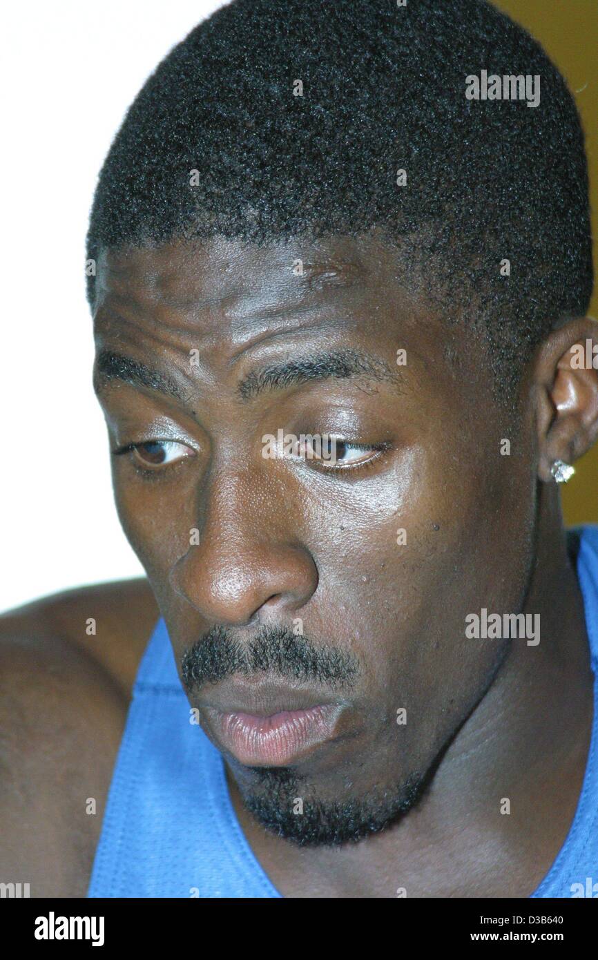 (dpa) - British sprinter Dwain Chambers pictured at a press conference ...