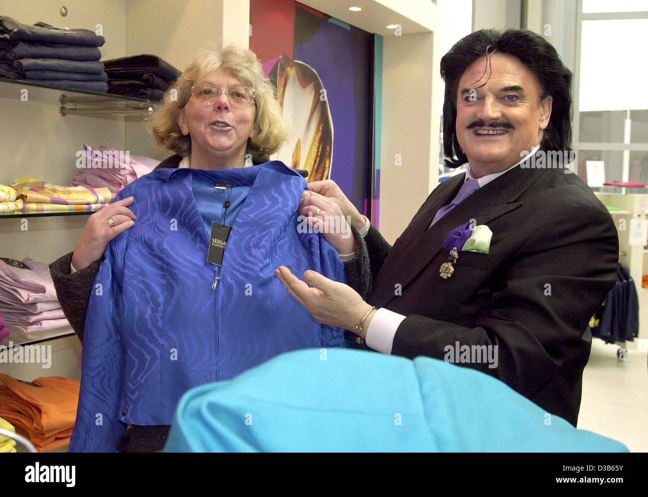 (dpa files) - Rudolph Moshammer, eccentric German fashion designer ...