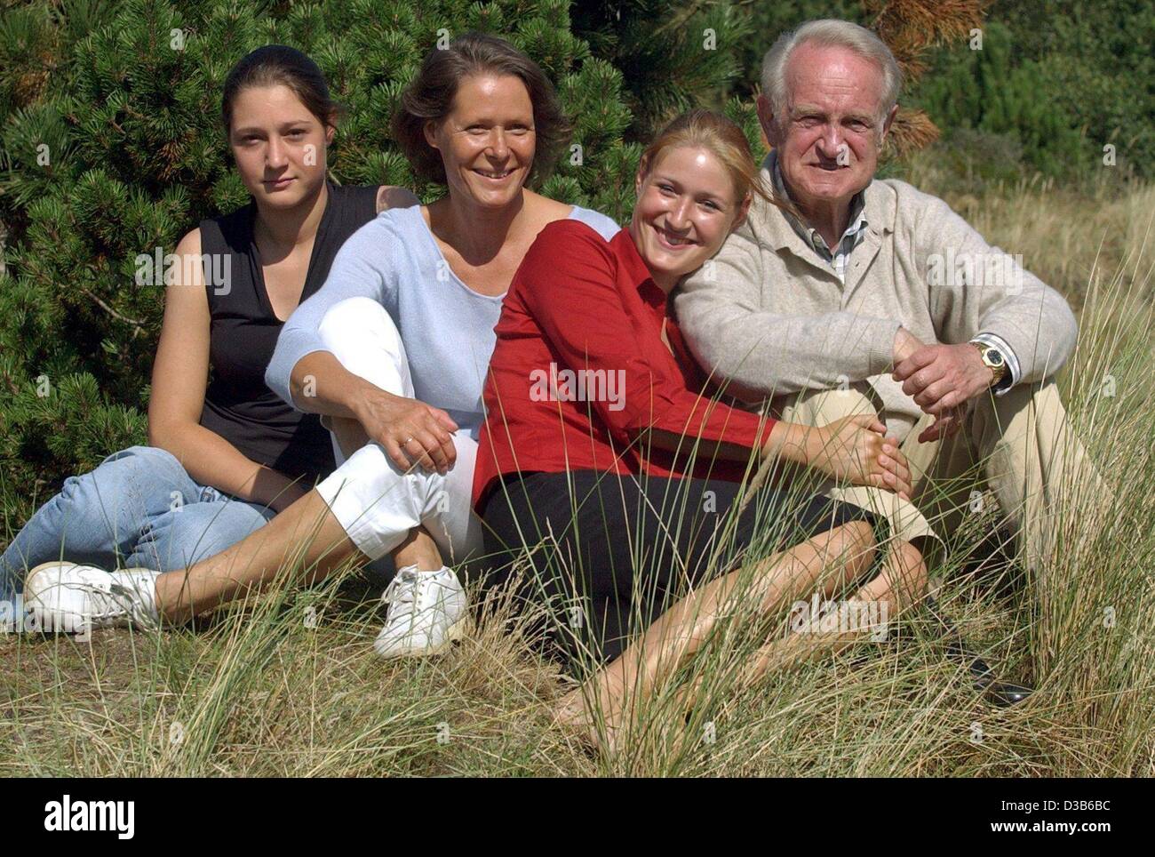 Dpa christina rau wife german hi-res stock photography and images - Alamy