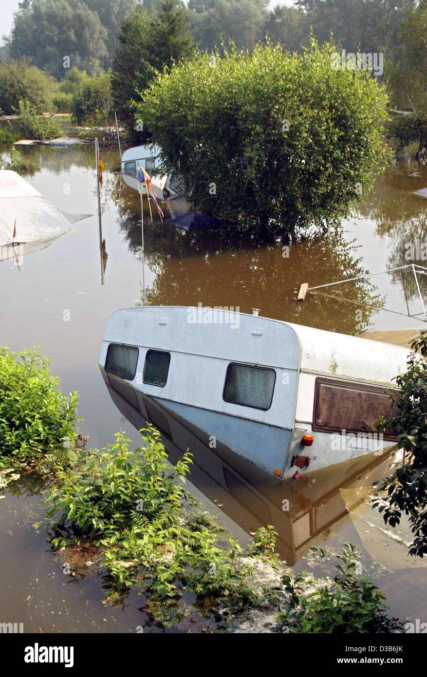 Floating caravan hi-res stock photography and images - Alamy