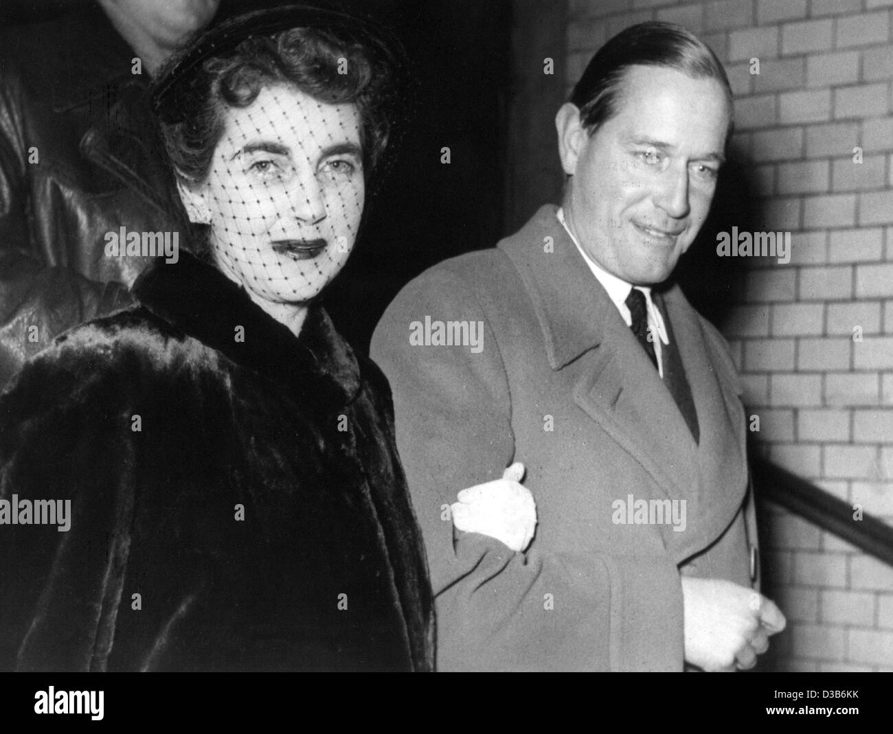 Barbara hutton hi-res stock photography and images - Alamy