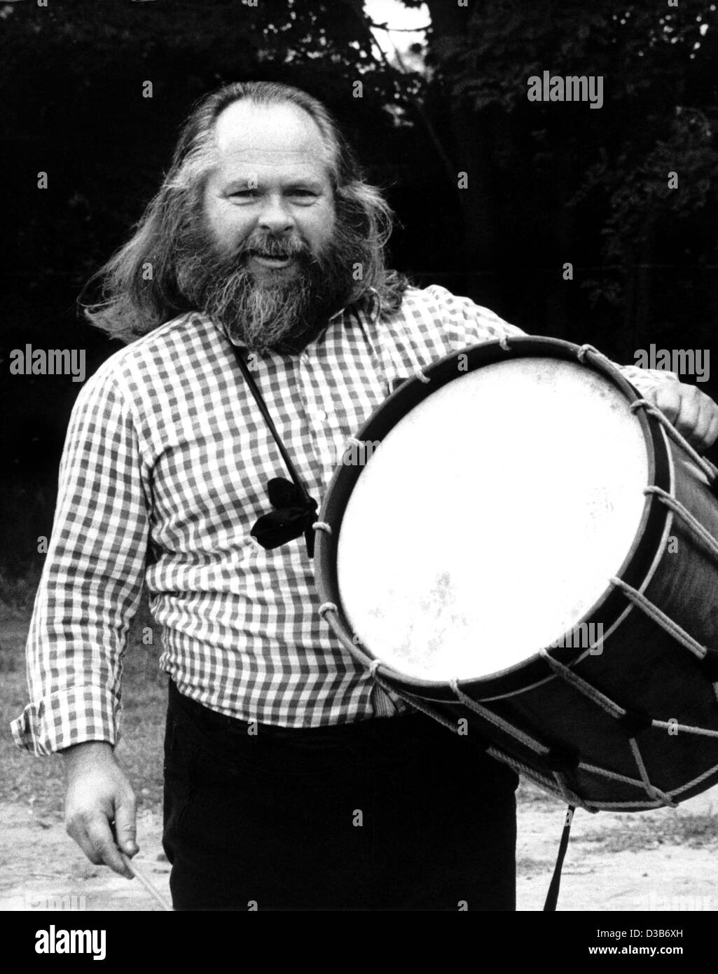 (dpa files) - A file picture shows the the family patriarch Dan Kelly ...