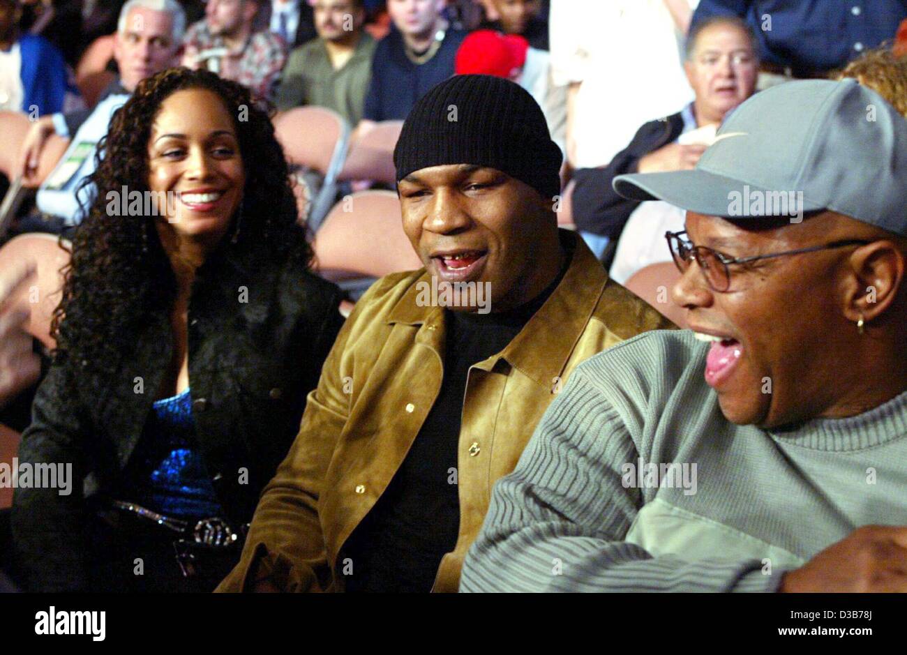 Mike tyson mike mike tyson hi-res stock photography and images - Alamy