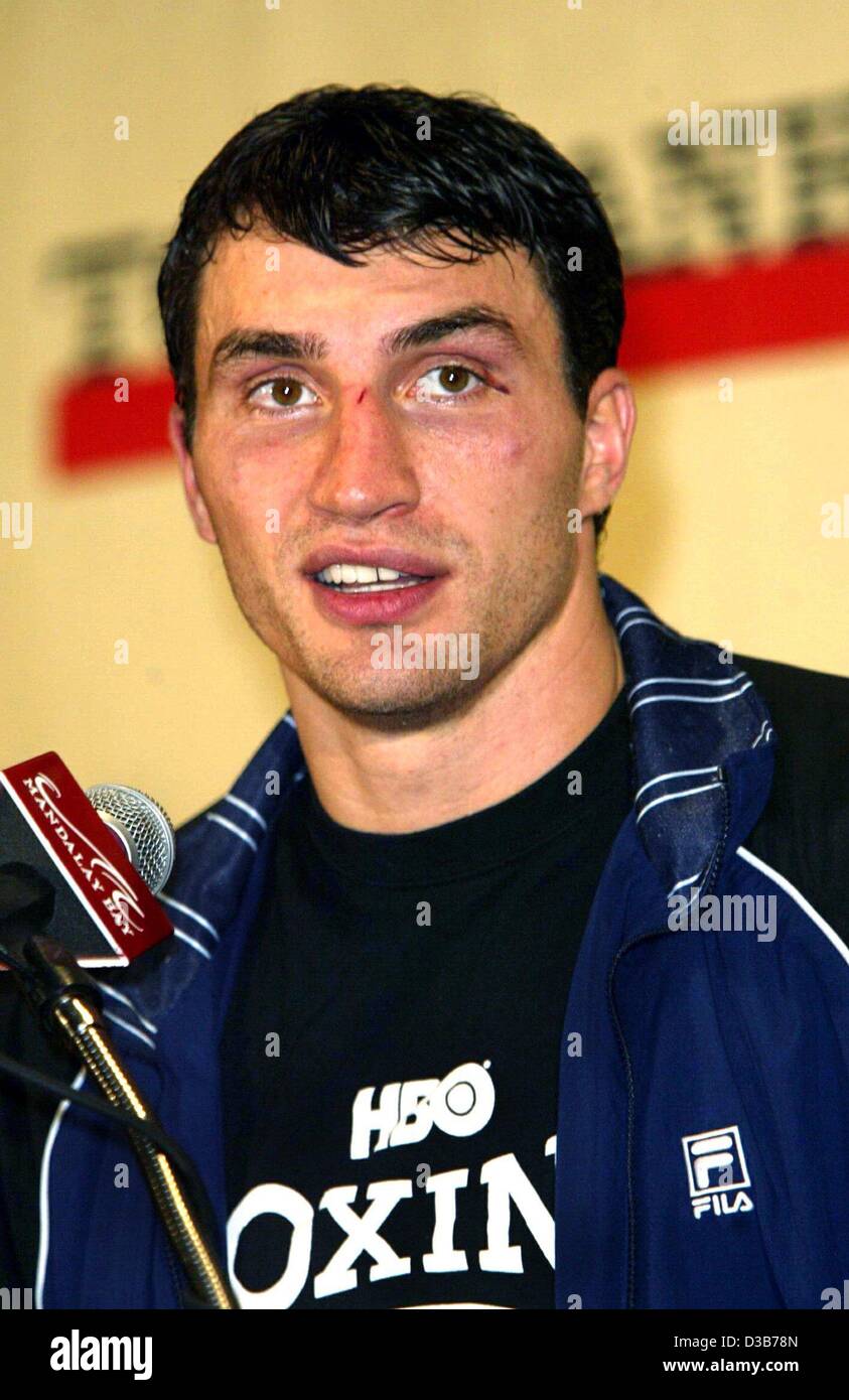 (dpa) - Heavyweight boxer Wladimir Klitschko attends a press conference ...