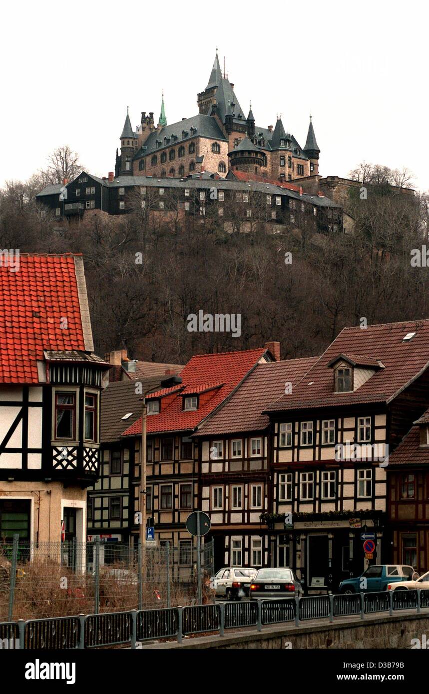 Arts culture entertainment ace monuments and heritage sites geography ...