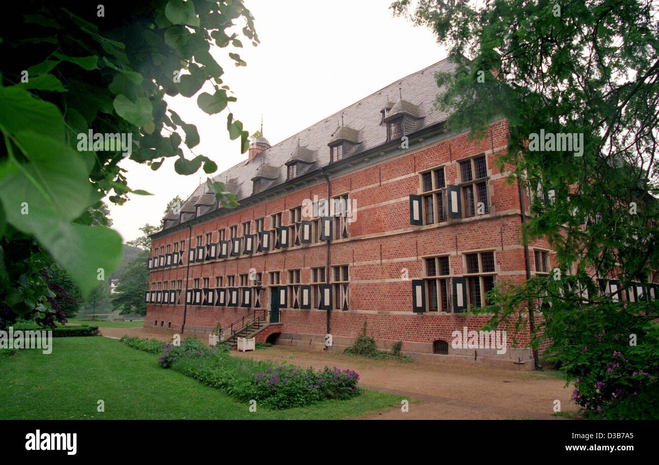 Reinbek castle in hamburg hi-res stock photography and images - Alamy