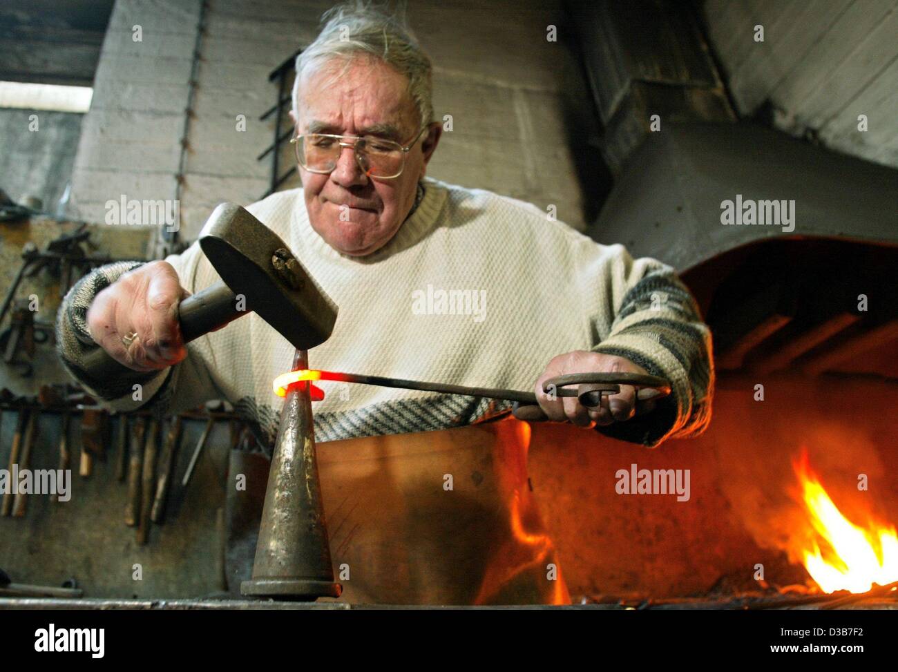 Arts culture entertainment ace sculpture customs and traditions facial ...