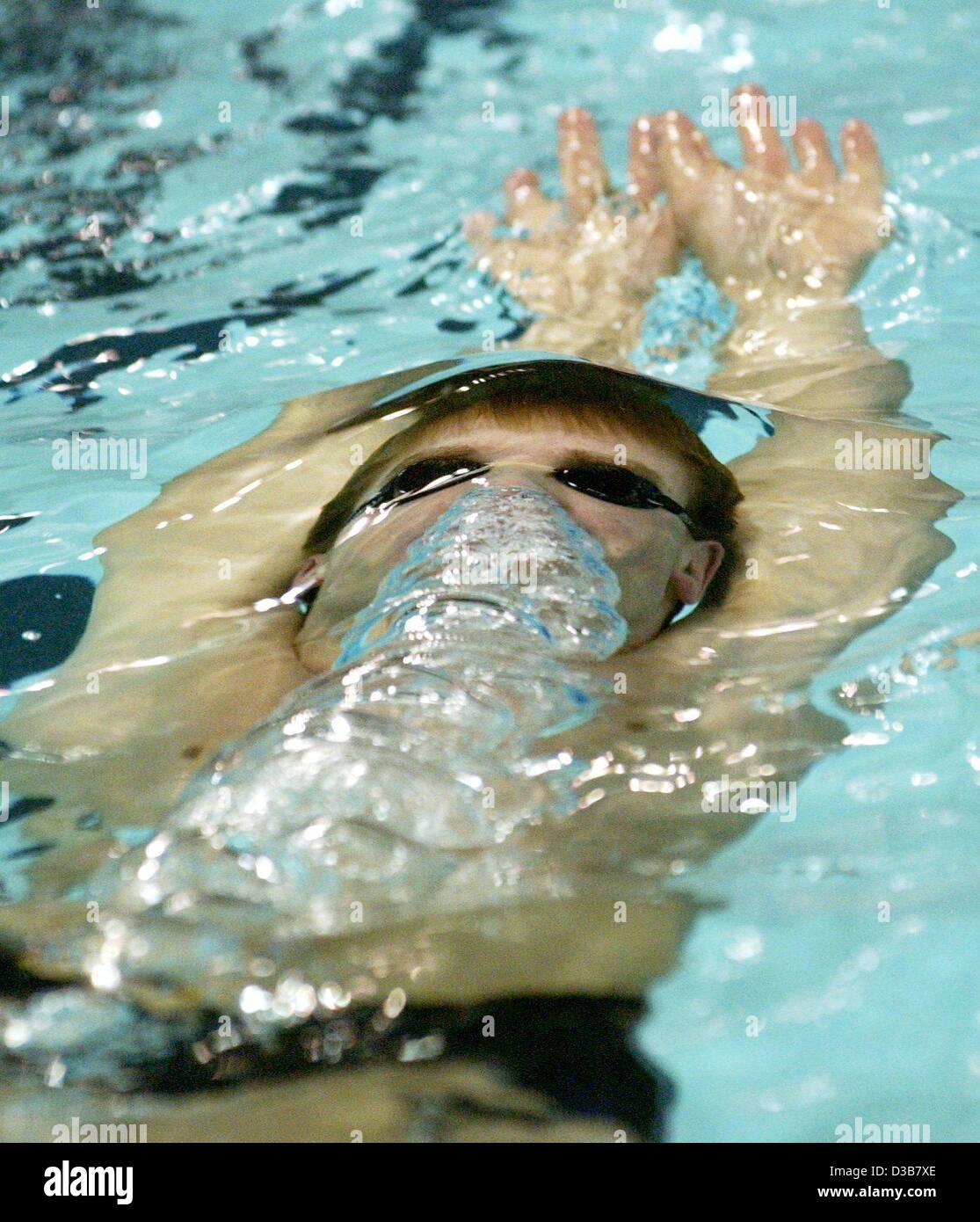 Sports spo swimming bubbles goggles water germany hi-res stock ...