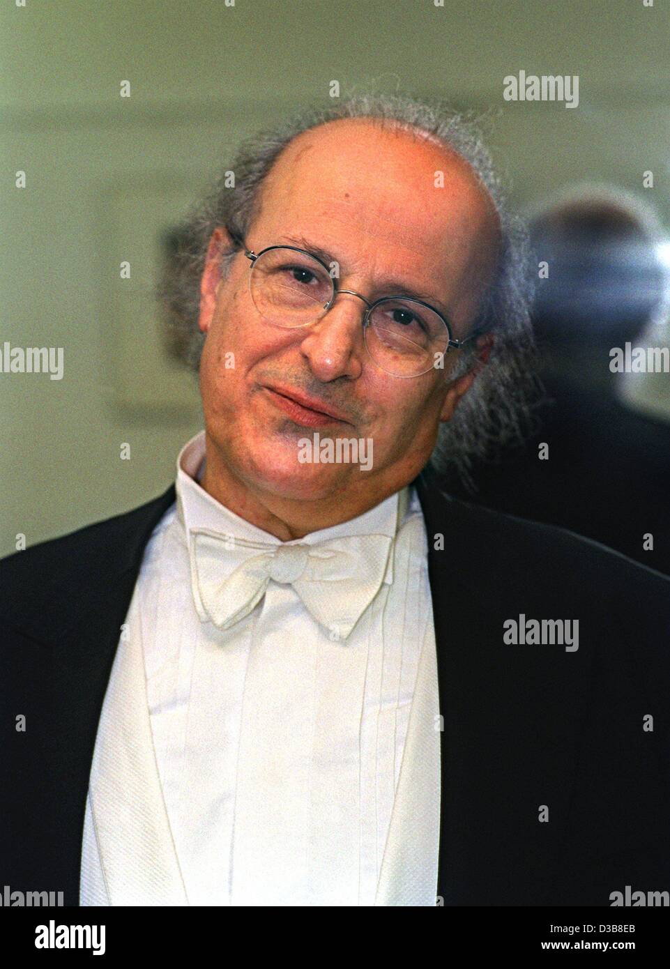 (dpa) - Jerusalem-born conductor Eliahu Inbal pictured in Cologne ...