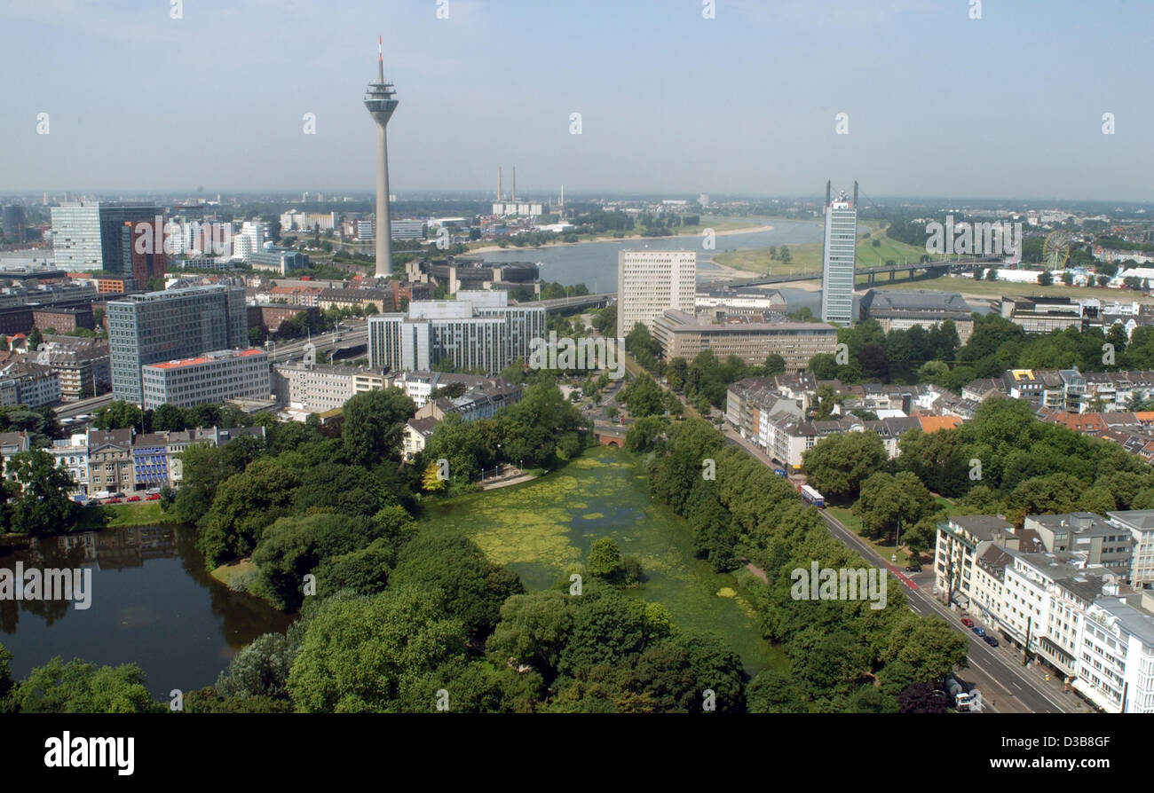 (dpa) - A city view of the downtown area of Duesseldorf, Germany, 18 ...