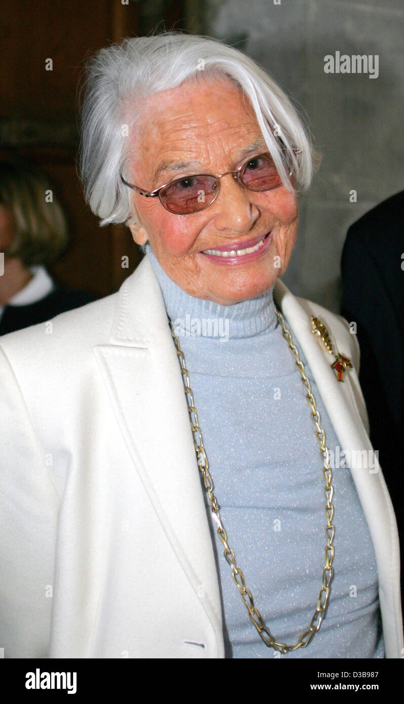 Elisabeth noelle neumann hi-res stock photography and images - Alamy