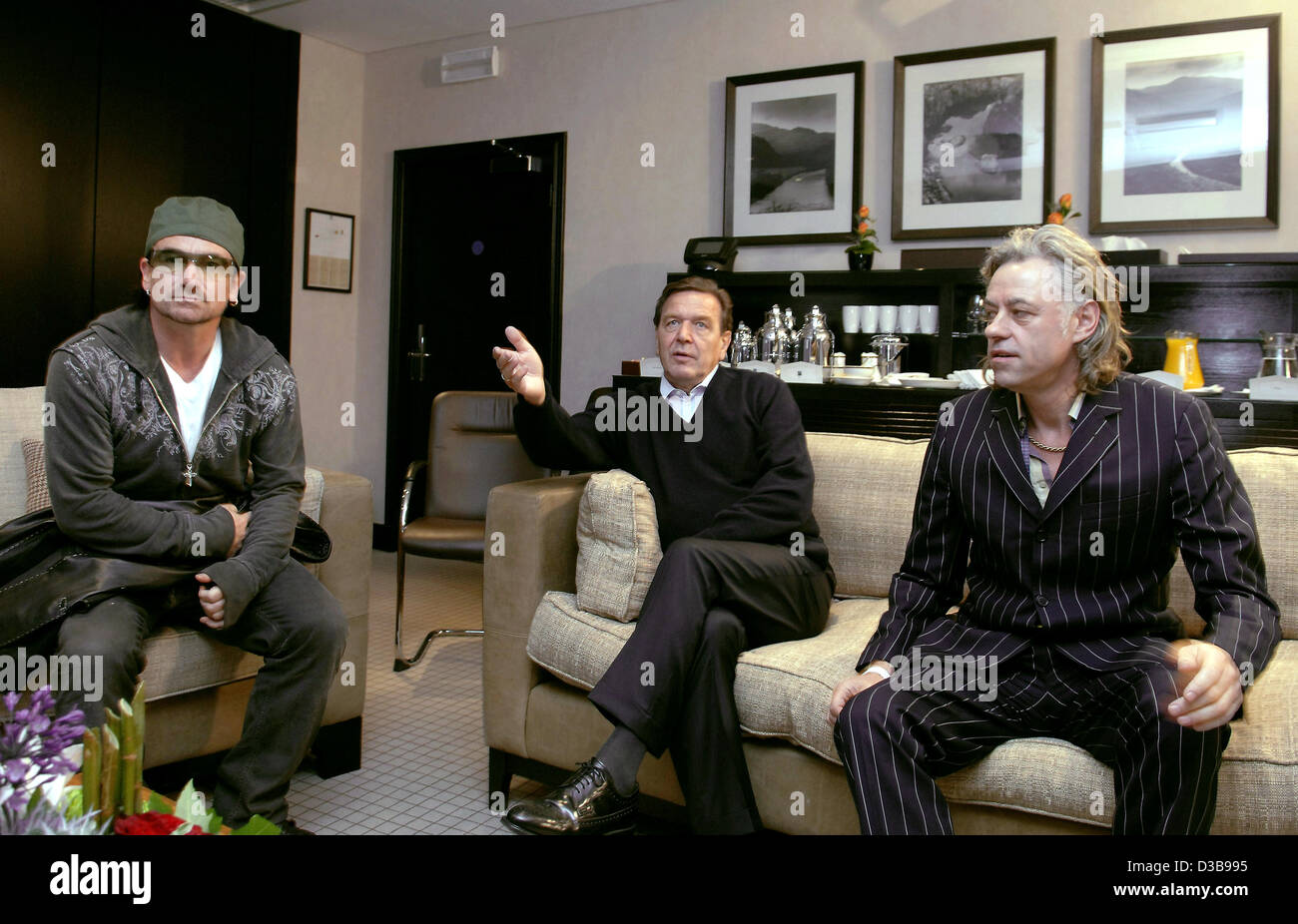Bono g8 summit 2005 gleneagles hi-res stock photography and images - Alamy