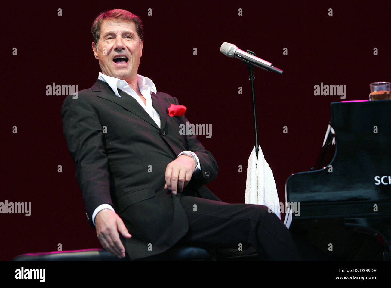 German singer udo juergens performs hi-res stock photography and images ...