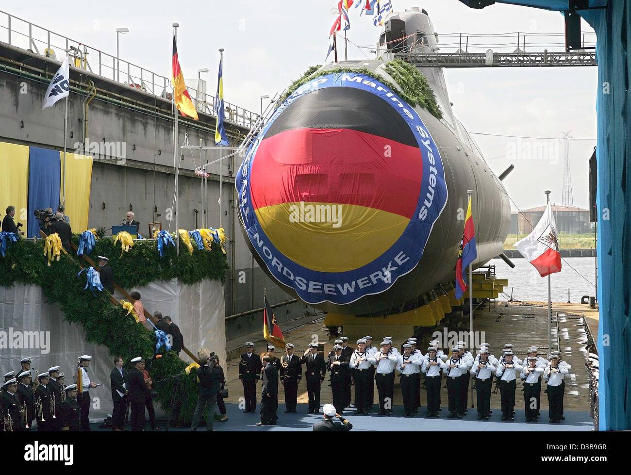 (dpa) - The picture shows marines during the cristening ceremony in ...