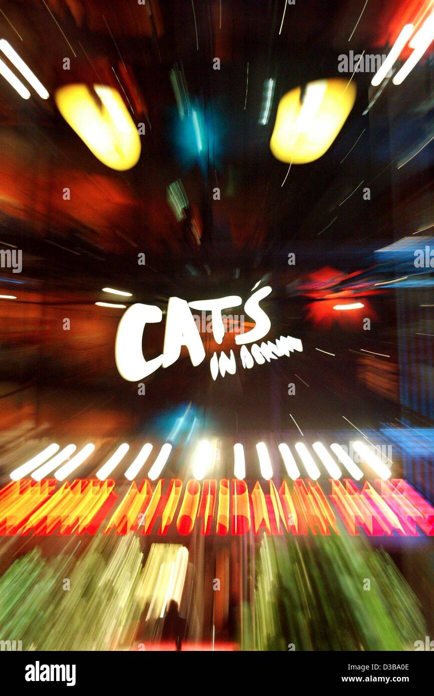 Cats musical logo hi-res stock photography and images - Alamy