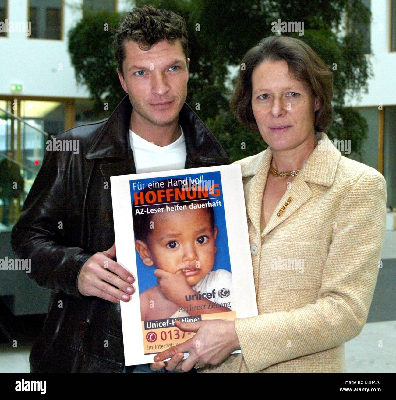 (dpa) - Christina Rau, the wife of the German president, and actor ...