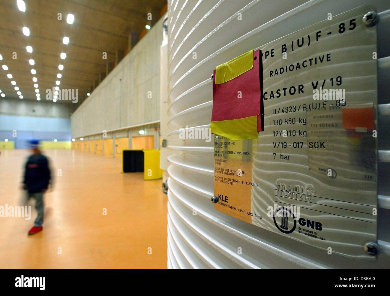 Nuclear waste storage containers hi-res stock photography and images ...