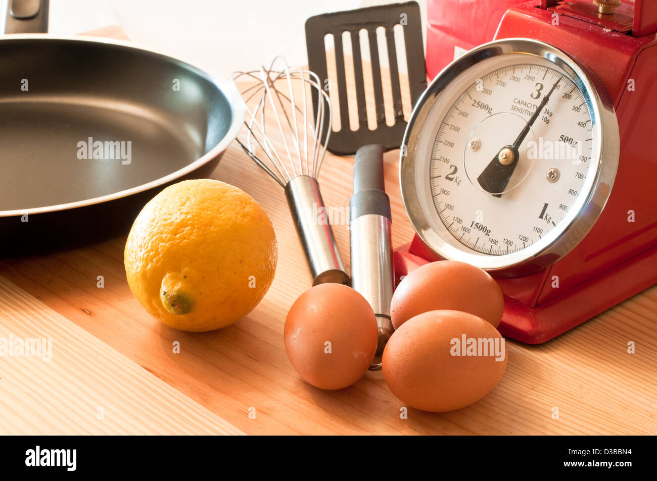 Baking scales bowl hi-res stock photography and images - Alamy