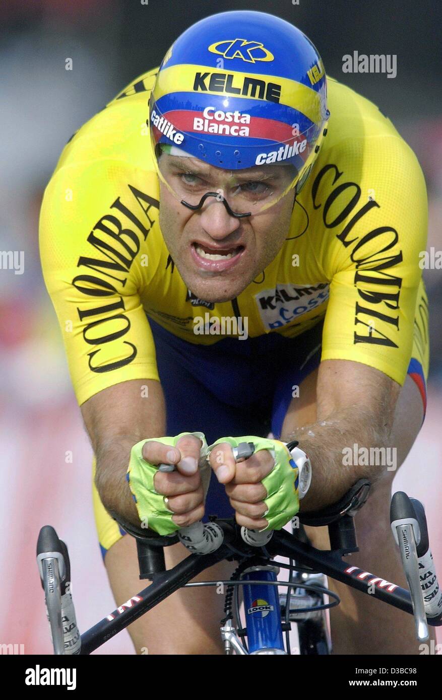 (dpa) - Colombian cyclist Santiago Botero cycles during the Men Elite ...