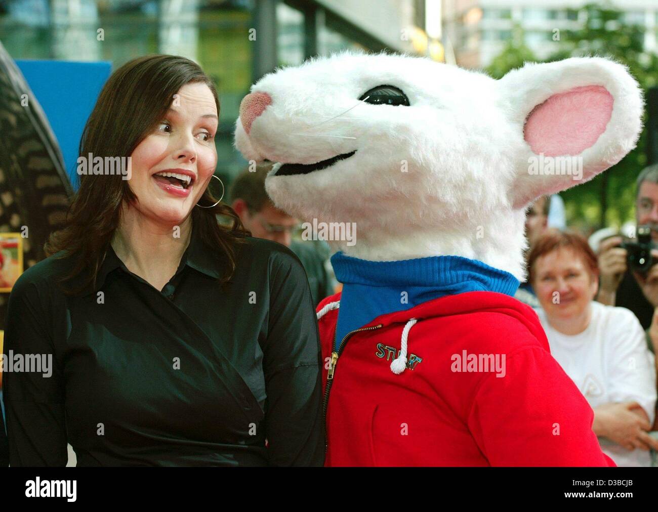 Stuart little hi-res stock photography and images - Alamy