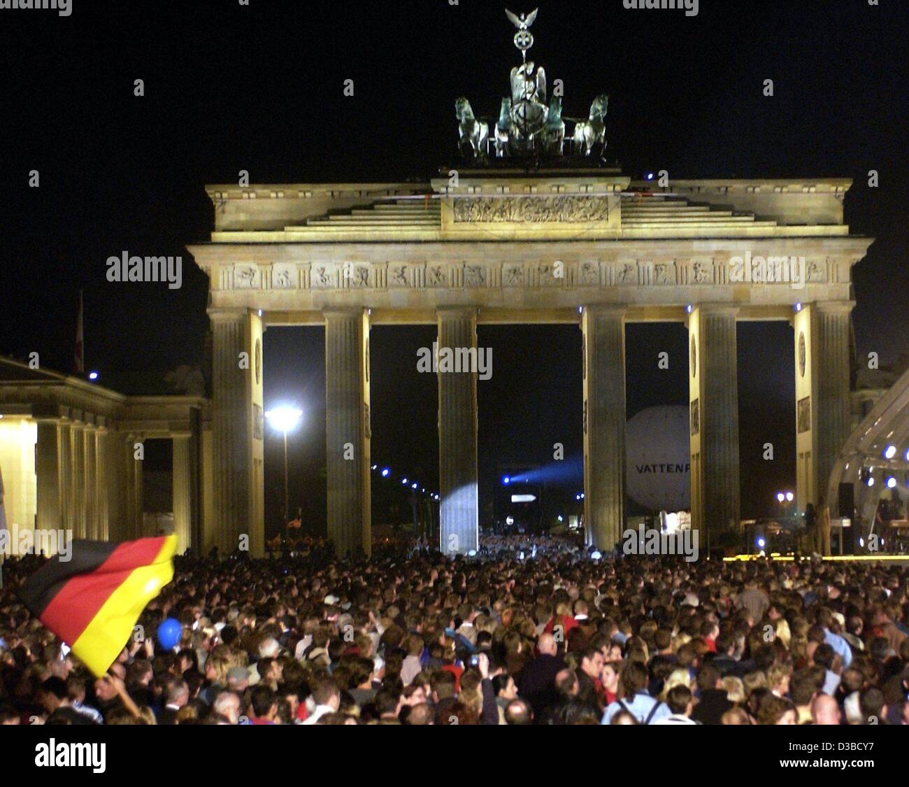 (dpa) - The celebrations marking the 12th anniversary of German ...