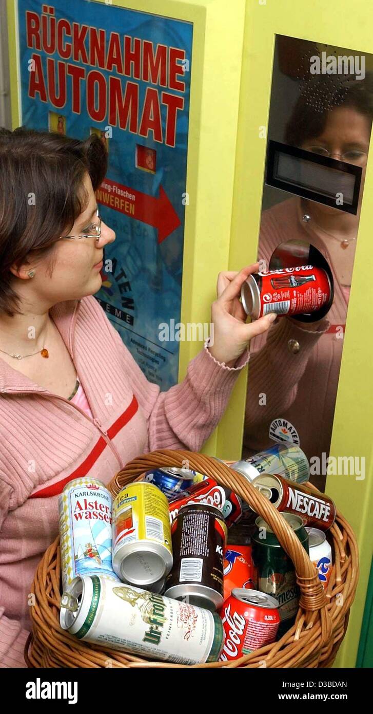 Recycling germany machine hi-res stock photography and images - Alamy