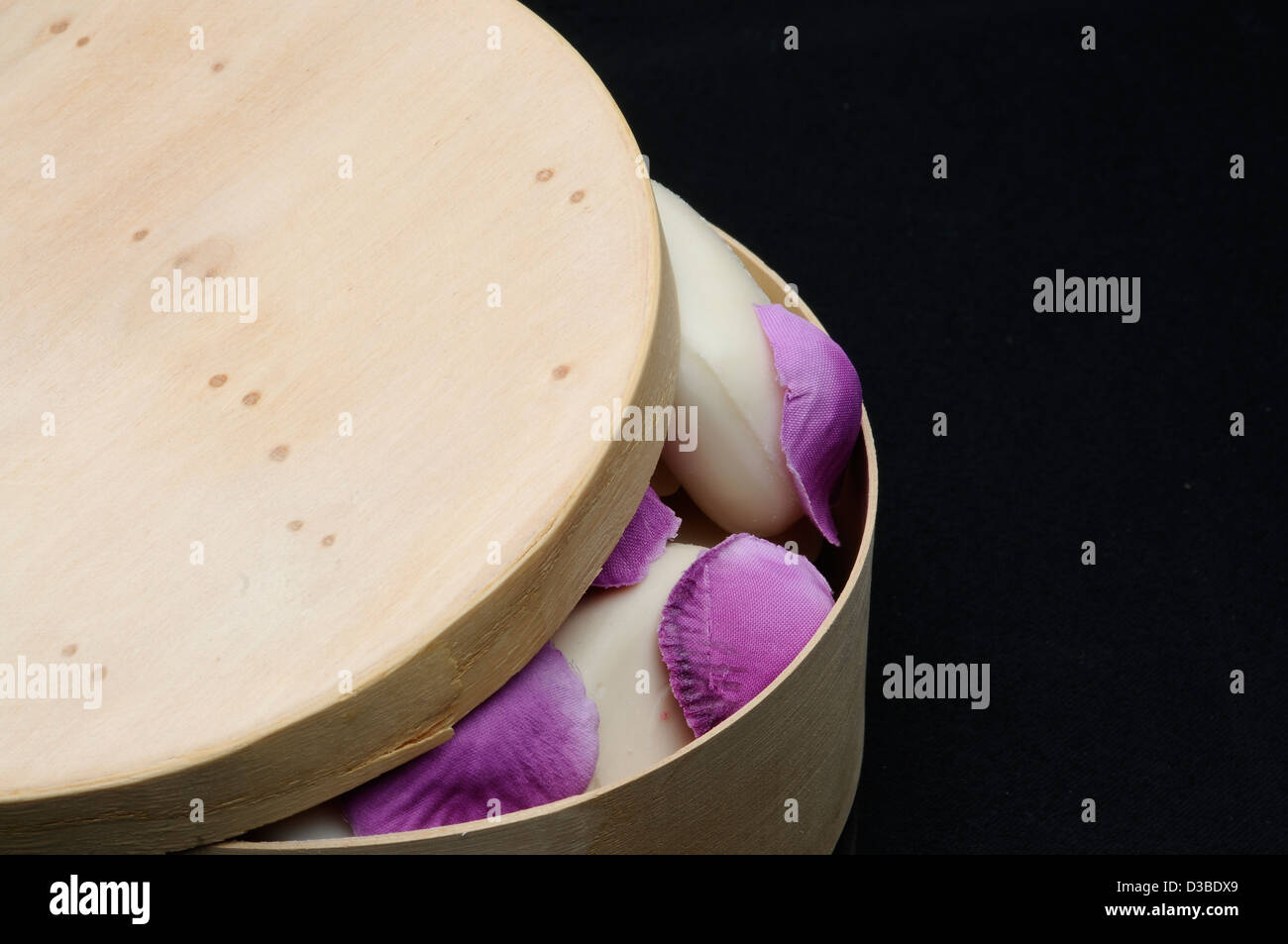 Wooden soap box and pink rose Stock Photo - Alamy