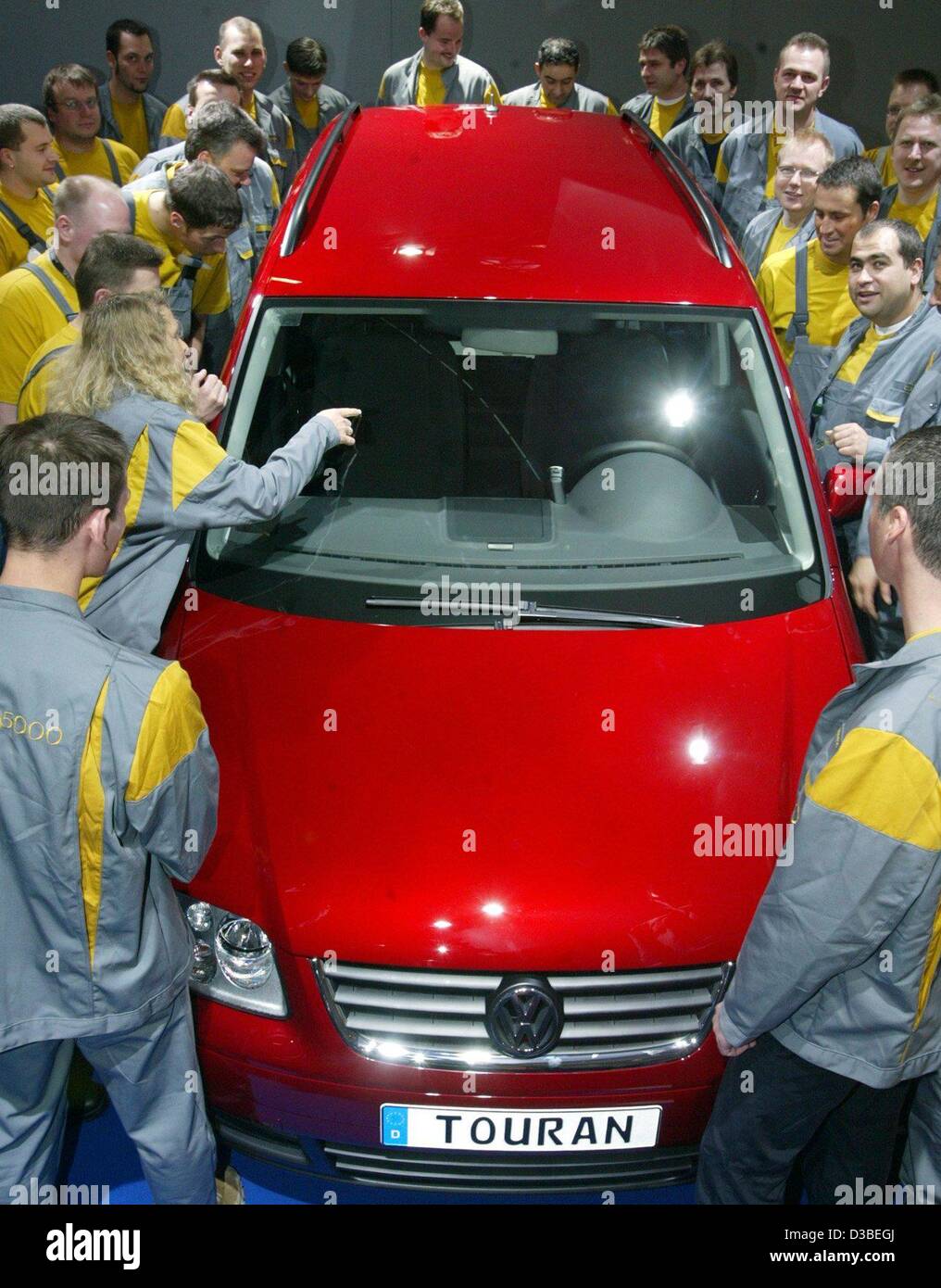 Volkswagen employees germany hi-res stock photography and images - Alamy