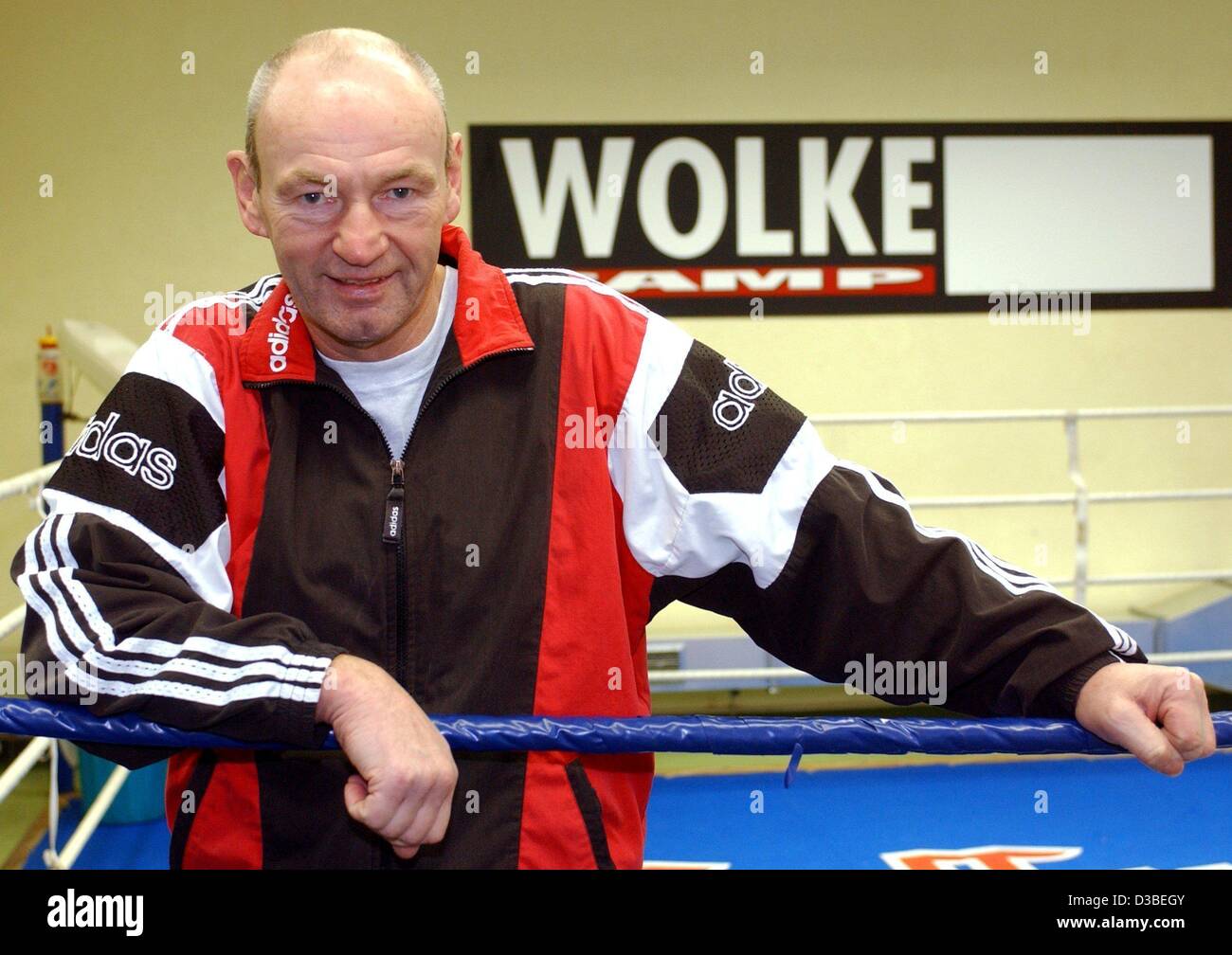 (dpa) - German boxing coach Manfred Wolke poses in a ring at his boxing ...