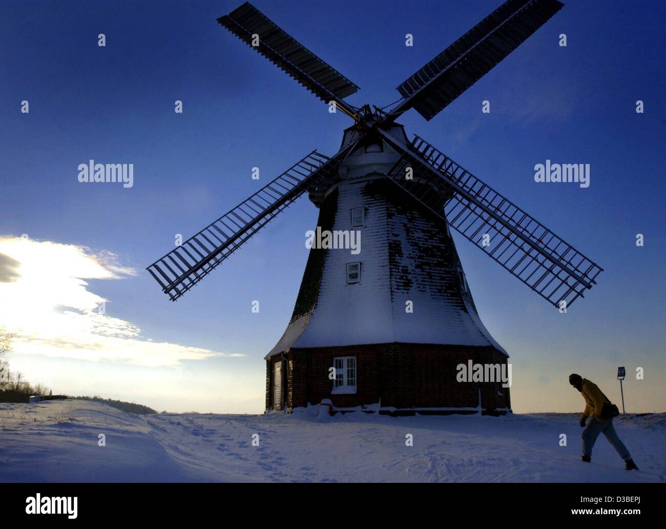 Past years hi-res stock photography and images - Alamy
