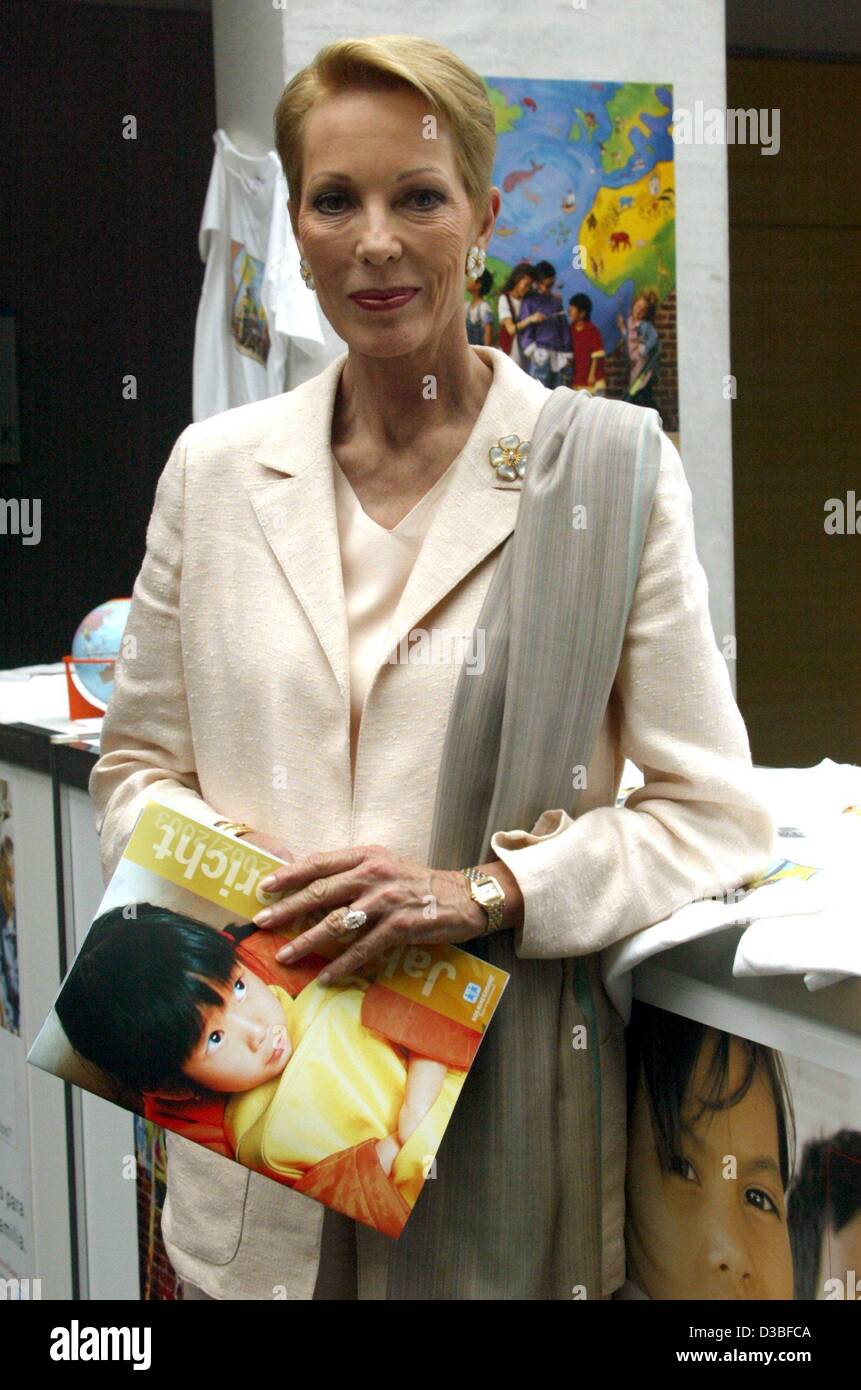 (dpa) - Princess Salima Aga Khan, Special Ambassador of SOS Children's ...
