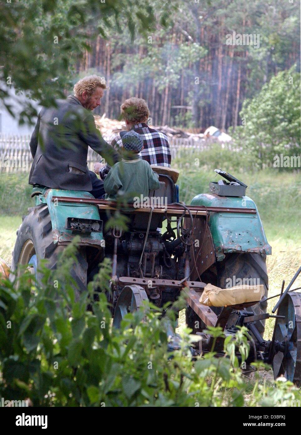 Farmer at fieldwork hi-res stock photography and images - Alamy