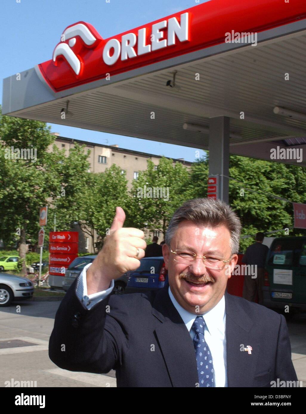 Orlen Logo High Resolution Stock Photography and Images - Alamy