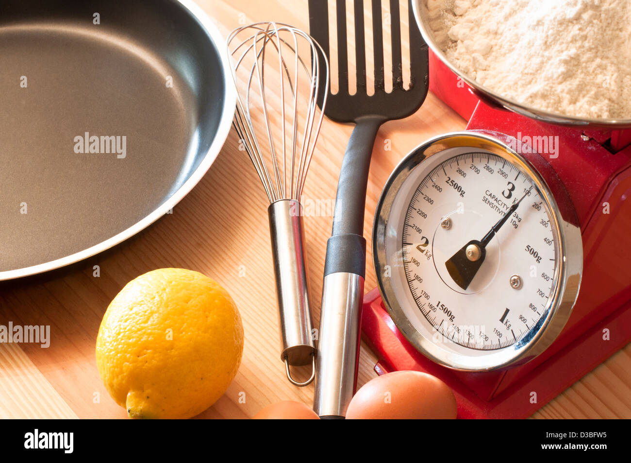 Bake or baking utensils Stock Photo - Alamy